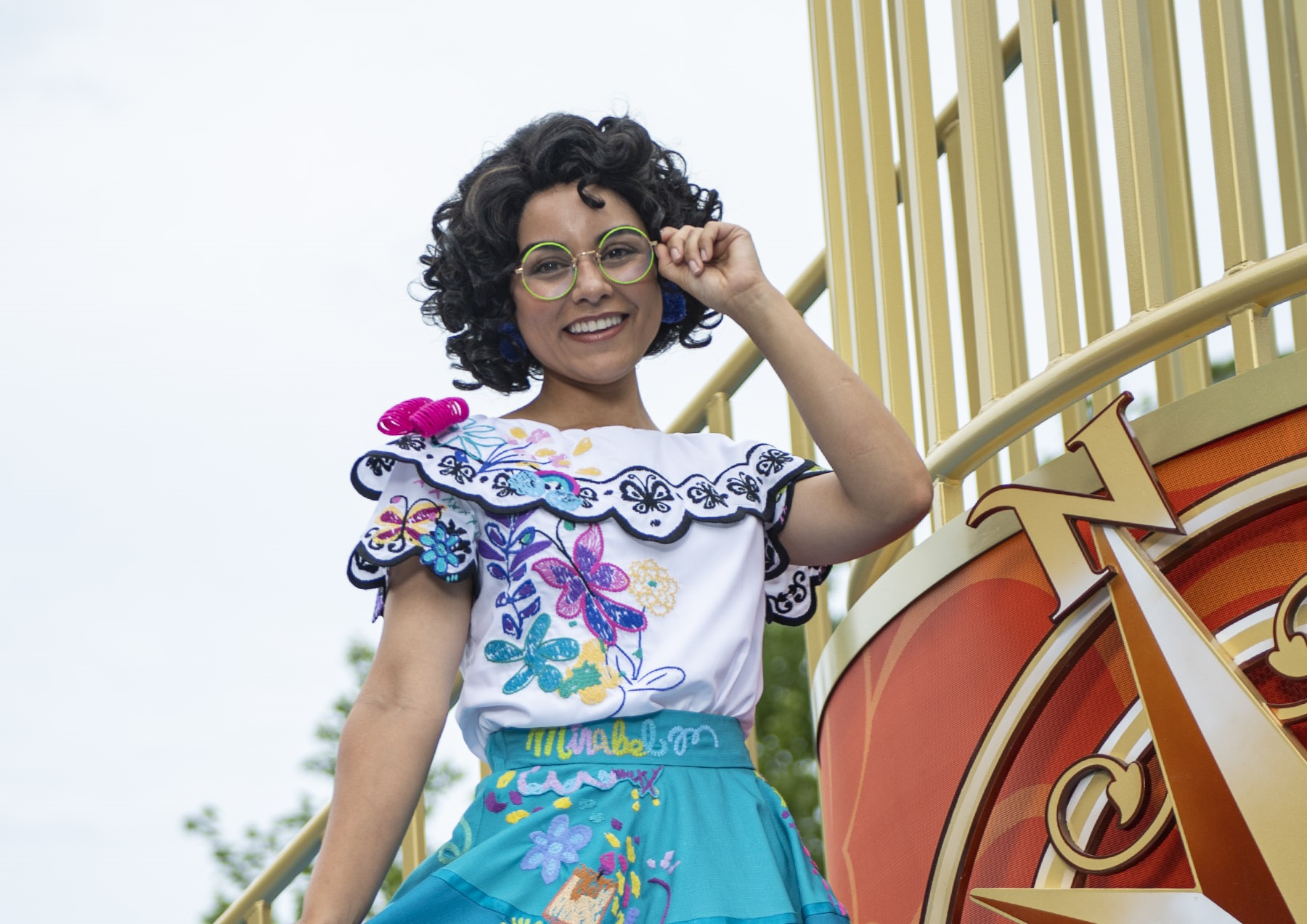 Mirabel de Encanto llega a Walt Disney World Resort